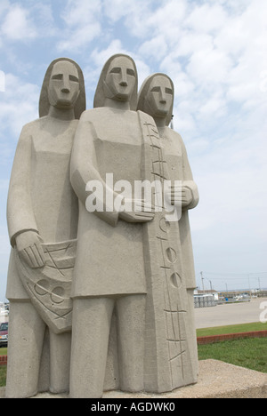 escuminac disaster monument escuminac fishermen monument Stock Photo ...