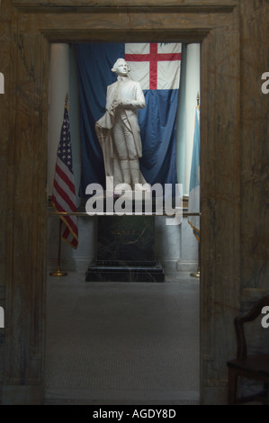 Statue of Dr Joseph Warren at Bunker Hill Monument, Charlestown Stock ...