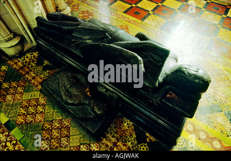 Alleged 15C effigy of “Strongbow”, the Norman overlord Richard de Clare ...
