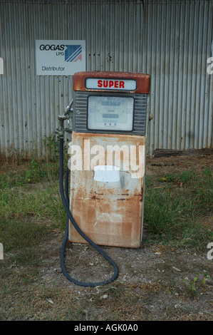 super lead leaded fuel gas pump in deserted petrol station dsc 0008 ...