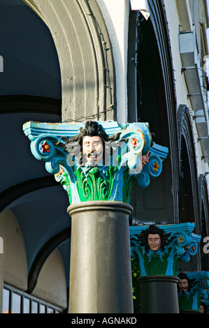 Venice columns, Venice, California Stock Photo - Alamy