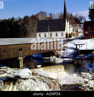Bath Village Covered Bridge, Bath, New Hampshire. Wide shot of bridge ...