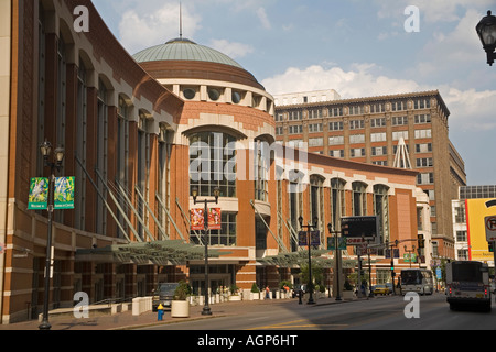 Edward Jones Dome Convention Center at Americas Center in St Louis, MO ...