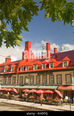 AUBERGE DU TRESOR OUTDOOR CAFE RUE SAINTE ANNE VIEUX QUEBEC QUEBEC CANADA Stock Photo - Alamy