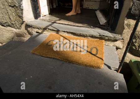Croeso (welsh for Welcome) door mat on slate slab outside home ...