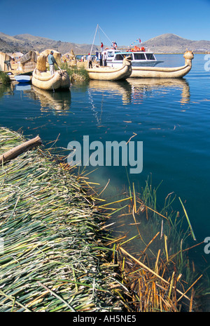 Traditional Uros Urus reed boats Islas Flotantas reed islands Lake ...