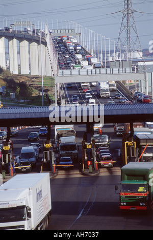 Queen Elizabeth Bridge toll area London Stock Photo - Alamy