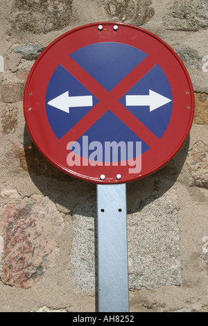 Street sign signalling no parking in either direction Stock Photo - Alamy