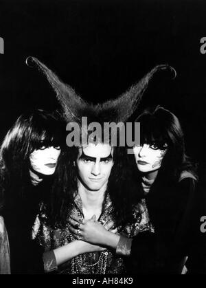 DR AND THE MEDICS - UK pop group leader singer Clive Jackson in 1986 ...