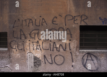 anti war graffiti rome italy Stock Photo - Alamy