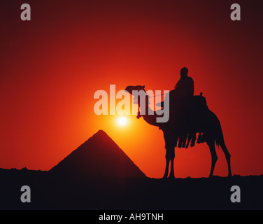 Silhouette of the Great Pyramid of Giza, Egypt Stock Photo - Alamy