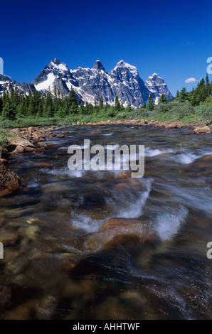 Mount Clitheroe, Maccarib Pass, Jasper National Park, Alberta, Canada ...