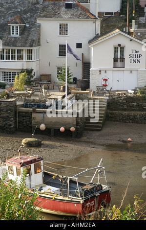 The Ship Inn at Noss Mayo in sunshine. Devon South West England UK ...
