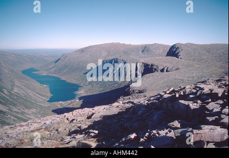 Loch Avon & Beinn Mheadhoin, Cairngorm National Park, Aviemore ...