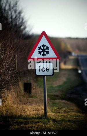 road sign ice slip slipery cold frost snow snowflake flake danger car ...