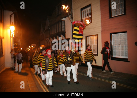 Torchlit procession during the Hastings bonfire celebrations Stock ...