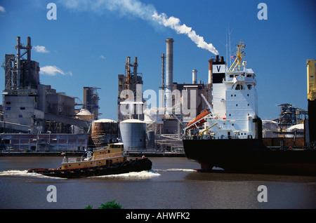 The Union Camp Paper Mill on the Savannah River in Savannah Georgia ...