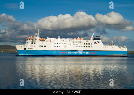 dh Harbour STROMNESS ORKNEY MV Hamnavoe arriving Graemsay lighthouse ...