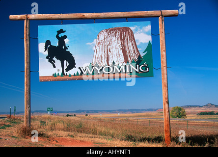 Welcome to Wyoming road sign Stock Photo - Alamy