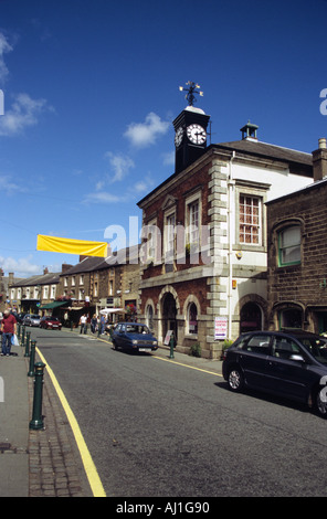 The town center of Garstang in Lancashire Stock Photo - Alamy