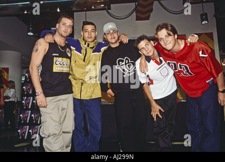 FIVE - UK boy band about 1998 Stock Photo - Alamy