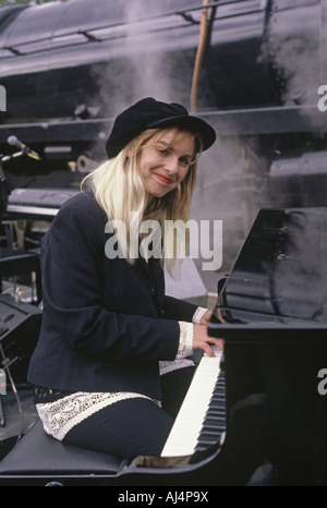 SAM BROWN UK singer in 1988. Daughter of musician Joe Brown Stock Photo ...