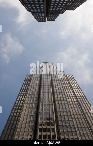Buildings facing each other Stock Photo: 124191332 - Alamy