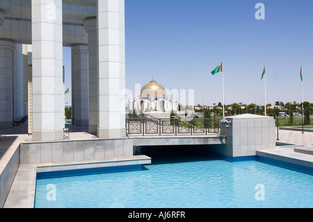 Mausoleum of President Turkmenbashi, golden dome, Ashgabat ...