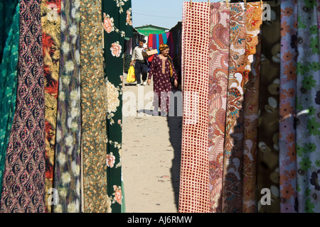Textil market in the Tolkucha bazar, Ashgabat (Asgabat), Turkmenistan ...