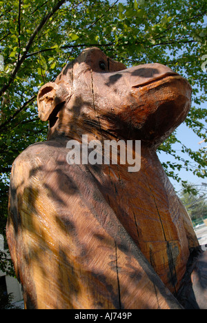 Carved ape statue at the entrance of Chattanooga Zoo, Tennessee Stock ...