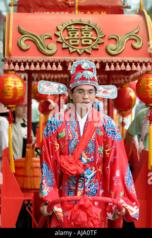 Traditional Sedan Chair for a Bride - Chinese Wedding, China Stock ...