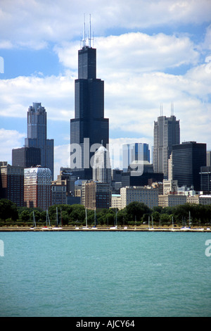 Chicago skyline and lakefront view of tallest buildings landmarks. Lake ...