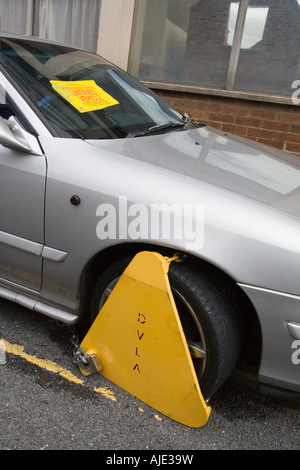 Car, wheel clamp, government agencies, untaxed, Denver Boot, yellow ...