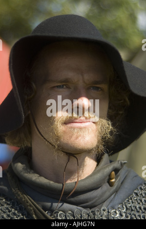 English Civil War swordsman Stock Photo - Alamy
