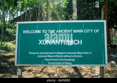 Belize Sign Monument, Belize City Stock Photo - Alamy