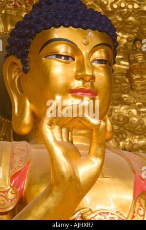 Bailin Zen Buddhist Temple s 10 000 Buddha Hall one of world s largest ...