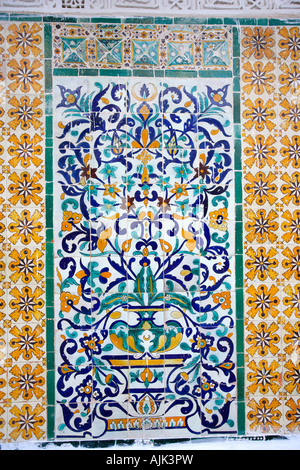 Barber's Mosque (Mosque Sidi Sahbi), Kairouan, Tunisia Stock Photo - Alamy