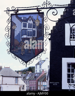 South Queensferry pub Stock Photo - Alamy