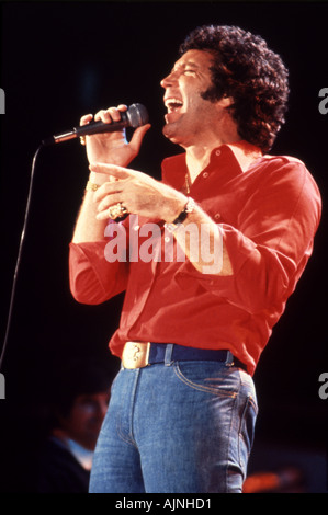 TOM JONES UK pop singer about 1975 Stock Photo - Alamy