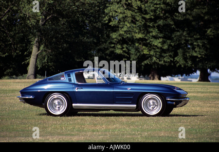 Chevrolet Corvette Stingray Coupe of 1964. Keywords 1960s 60s 1960's 60 ...
