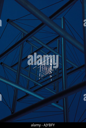 Needle tower by Kenneth Snelson Stock Photo - Alamy