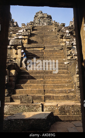 Ta Keo, Khmer temple, ancient Angkor area, Cambodia. Reign of ...