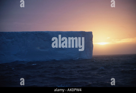 Tabular iceberg at sunset, Sea of Scotia, Antarctica, Tabular iceberg ...