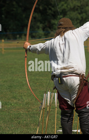 Medieval archer bowman bow and arrow longbow archery archers bows ...