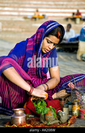 Puja ritual. Tulsi Ghat. Ganges river. Varanasi. India Stock Photo - Alamy