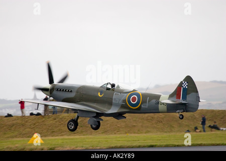 Supermarine Spitfire Mark 18 SM845 GZ J G BUOS almost airborne during ...