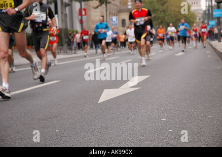 Marathonlauf marathon Frankfurt marathon runner Stock Photo - Alamy