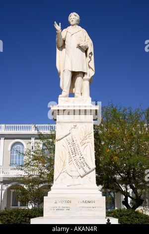 Statue in Zakynthos town Greece Stock Photo - Alamy