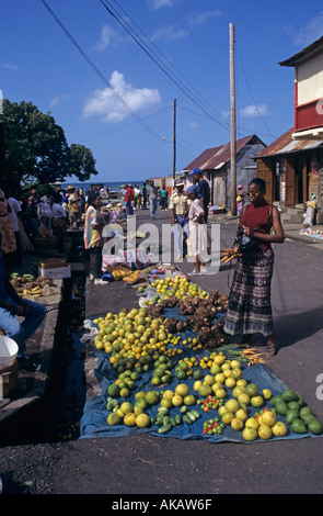 CARIBBEAN FRUIT AND VEGETABLE MARKET,DOMINICA Stock Photo - Alamy