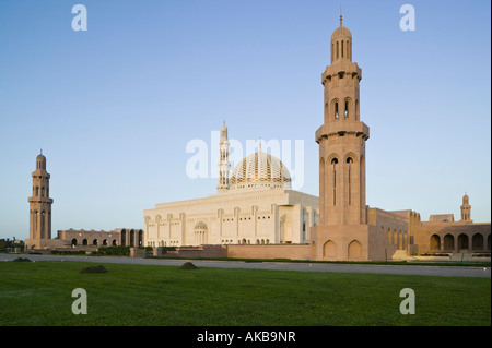 Oman, Muscat, Al, Ghubrah. Grand Mosque, Lanterns Stock Photo - Alamy